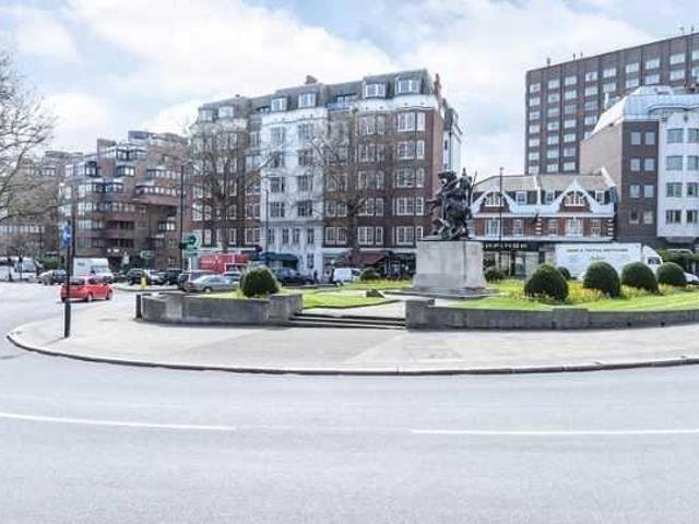 London NW8 5 bed apartment to rent £8,277 pcm £1,910 pw