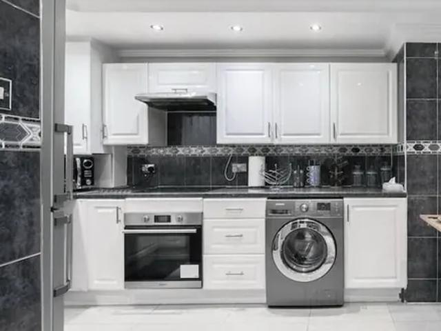 London, NW8 8ST, United Kingdom | 3 bed apartment for rent #150245491 | Rentberry