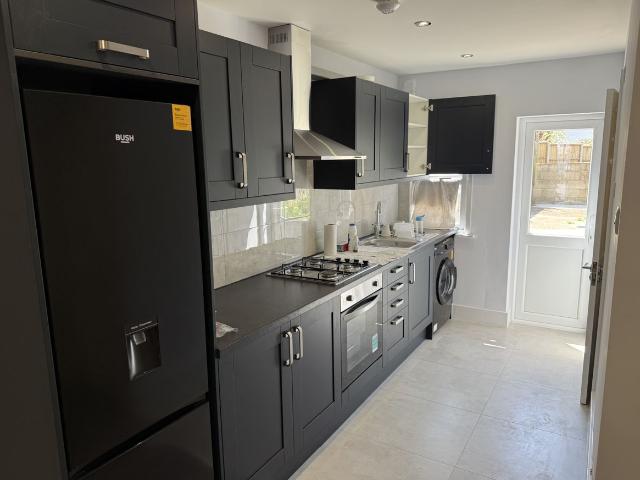 High Road, Willesden London NW10, 4 bed terraced house to rent, £3,350 pcm | PrimeLocation