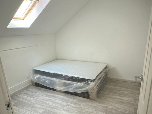 London NW10, 1 bed flat to rent, £1,850 pcm | PrimeLocation