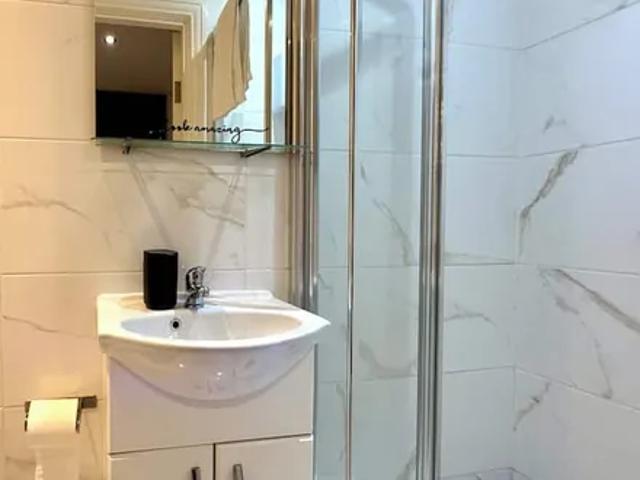 London, NW1 0JN, United Kingdom | Studio apartment for rent #163722132 | Rentberry