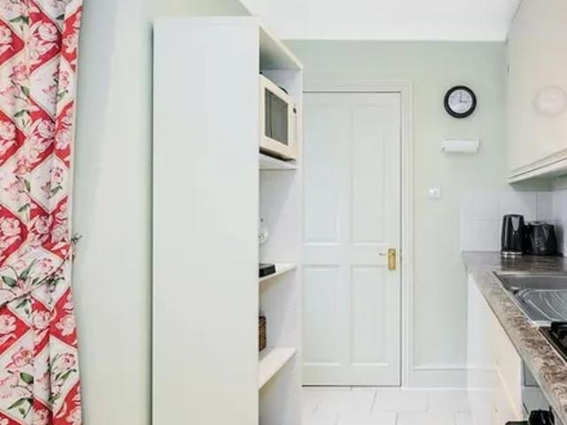 London, NW1 6HU, United Kingdom | 3 bed house for rent #97989564 | Rentberry