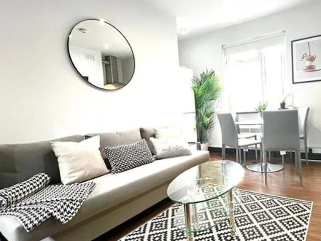London, NW1 7PN, United Kingdom | 3 bed apartment for rent #164486181 | Rentberry