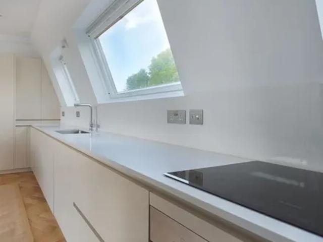 London, NW3 5UH, United Kingdom | 2 bed condo for rent #121469989 | Rentberry