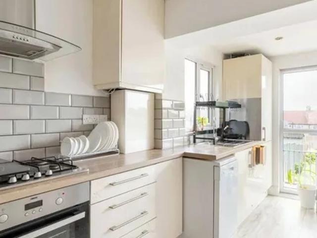 London, SM4 5PZ, United Kingdom | 4 bed house for rent #147332261 | Rentberry