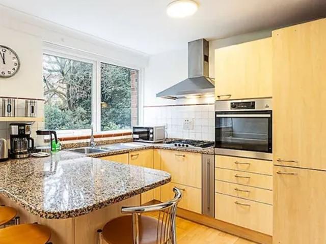 London, SE5 8BA, United Kingdom | 5 bed house | Rented for £11,242/mo