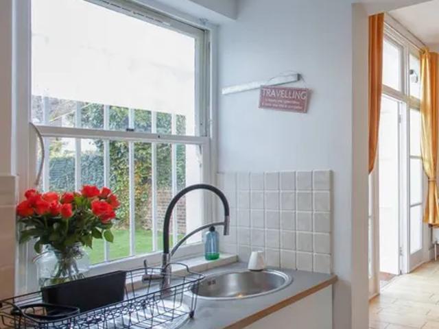 London, SE5 9JB, United Kingdom | 3 bed house for rent #121519790 | Rentberry