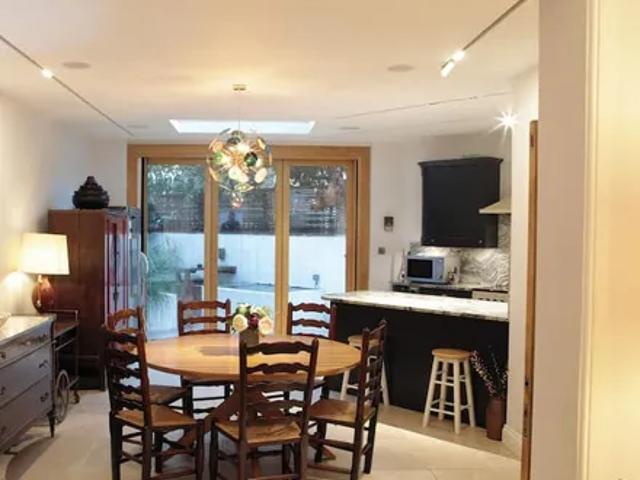 London, SE5 9QN, United Kingdom | 3 bed house for rent #96283475 | Rentberry