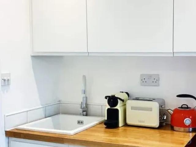 London, SE5 9QX, United Kingdom | Studio apartment for rent #103304764 | Rentberry