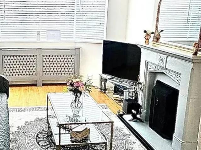 London, SE6 1UA, United Kingdom | 3 bed house for rent #130647776 | Rentberry