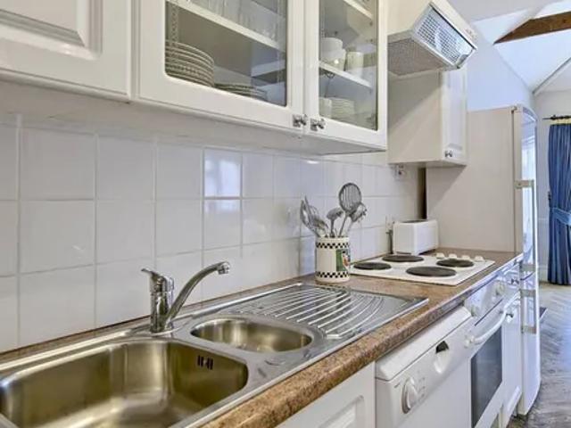 London, SE6 3AU, United Kingdom | 4 bed apartment for rent #116831932 | Rentberry