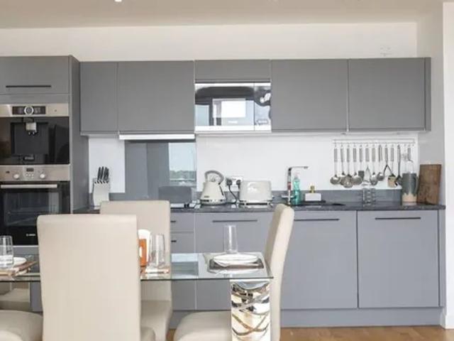 London, SE8 4BZ, United Kingdom | 2 bed apartment for rent #154348671 | Rentberry