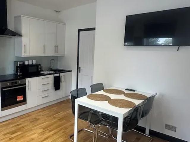 London, SE13 7UZ, United Kingdom | 1 bed apartment for rent #165684897 | Rentberry