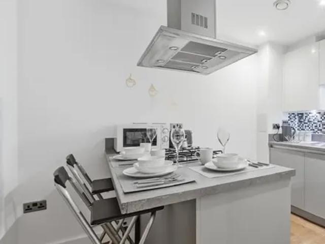 London, SE10 9FA, United Kingdom | 2 bed apartment for rent #167063409 | Rentberry