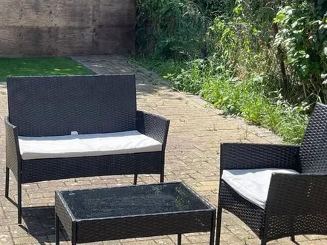 London, SE12 0NG, United Kingdom | 4 bed house for rent #166014529 | Rentberry