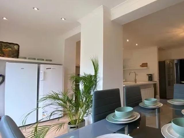 London, SE12 0NG, United Kingdom | 5 bed house for rent #95885986 | Rentberry