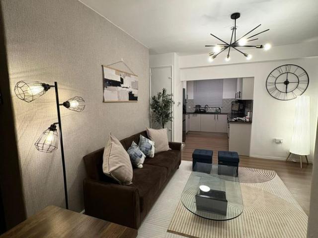 London SE14, 3 bed flat to rent, £2,900 pcm | PrimeLocation