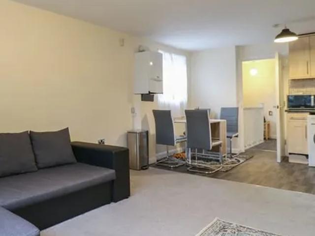 London, SE15 6JL, United Kingdom | 2 bed apartment for rent #166237880 | Rentberry