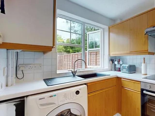 London, SE16 2TJ, United Kingdom | 3 bed house for rent #160283373 | Rentberry