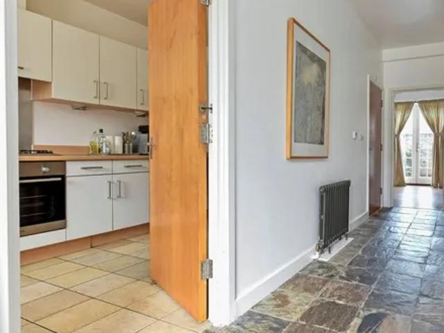 London, SE18 6SY, United Kingdom | 5 bed townhouse for rent #96165898 | Rentberry