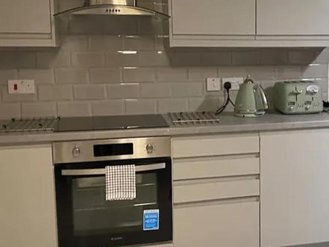 London, SE18 7HL, United Kingdom | 4 bed house for rent #165869939 | Rentberry
