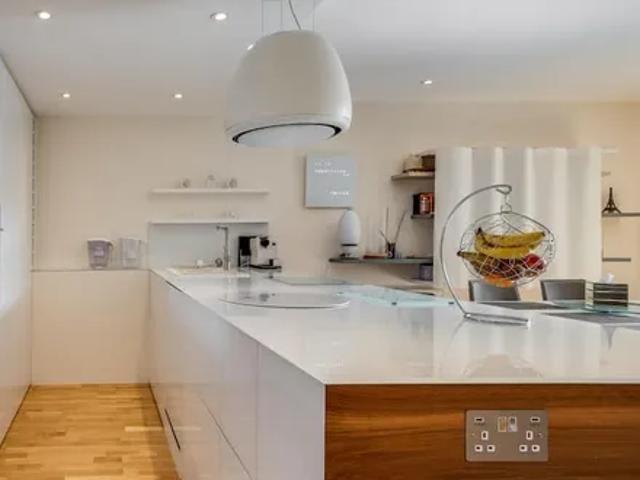 London, SE1 3GN, United Kingdom | 3 bed apartment for rent #147325130 | Rentberry