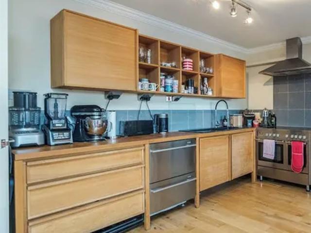 London, SE1 8ST, United Kingdom | 2 bed apartment for rent #132843683 | Rentberry