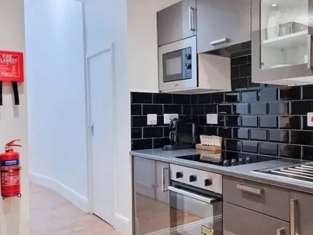 London, SE22 9EX, United Kingdom | 2 bed apartment for rent #165085426 | Rentberry