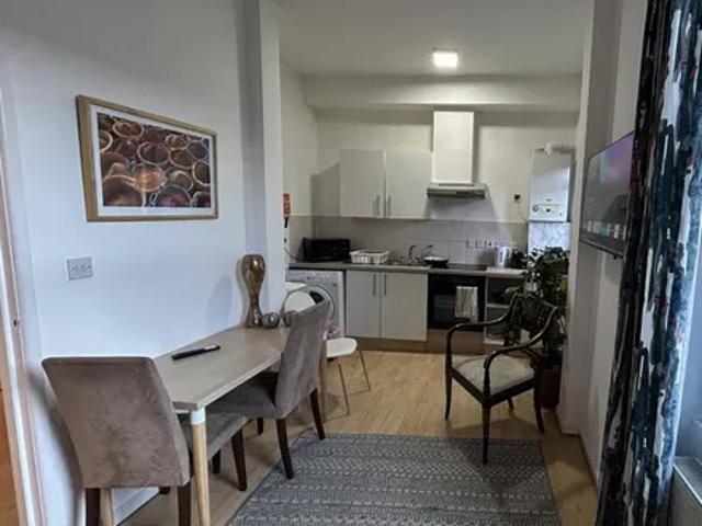 London Skate Centre, 27 Leinster Terrace, London, W2 3NH, United Kingdom | 2 bed apartment for rent #167379547 | Rentberry