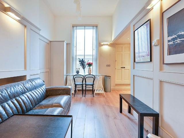 London Stile, Chiswick, London W4, Studio to rent, £3,034 pcm | PrimeLocation