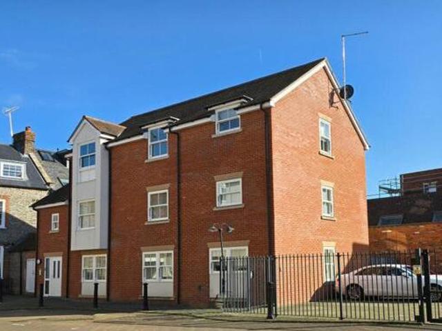 London Street, Reading, 2 Bedroom Apartment