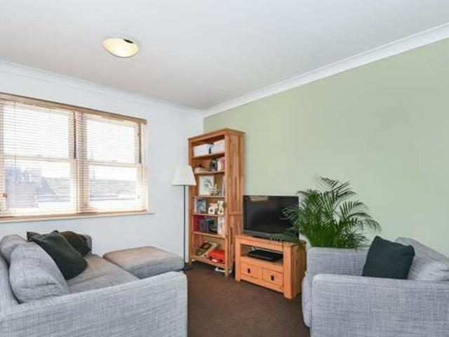 London Street, Reading, 2 Bedroom Flat