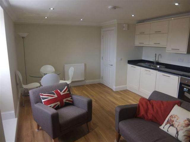 London Street, Reading, RG1 4SJ
