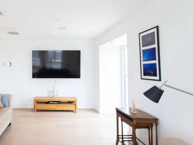 London, SW4 7EB, United Kingdom | 2 bed apartment for rent #97237650 | Rentberry