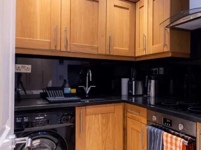 London, SW5 0NF, United Kingdom | 1 bed apartment for rent #116842706 | Rentberry