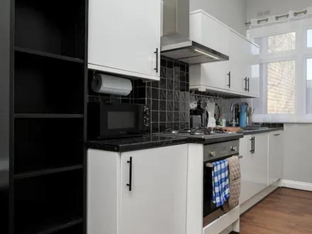 London, SW5 0PU, United Kingdom | 1 bed townhouse for rent #160534652 | Rentberry