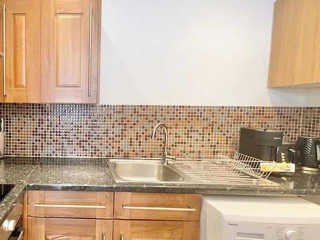London, SW5 9AD, United Kingdom | 2 bed apartment for rent #167300833 | Rentberry