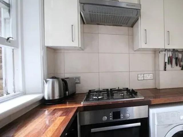 London, SW5 9SX, United Kingdom | 2 bed apartment for rent #121508312 | Rentberry