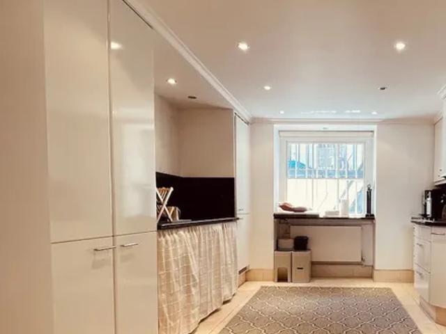 London, SW7 2SF, United Kingdom | 3 bed townhouse for rent #100222371 | Rentberry
