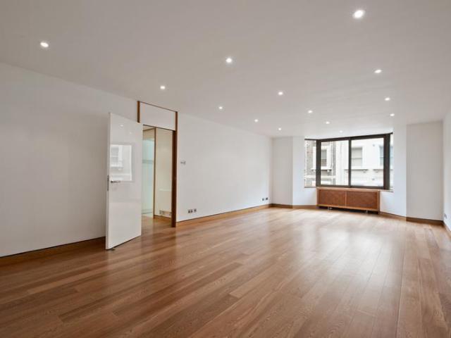 London SW7 3 bed apartment to rent £5,525 pcm £1,275 pw