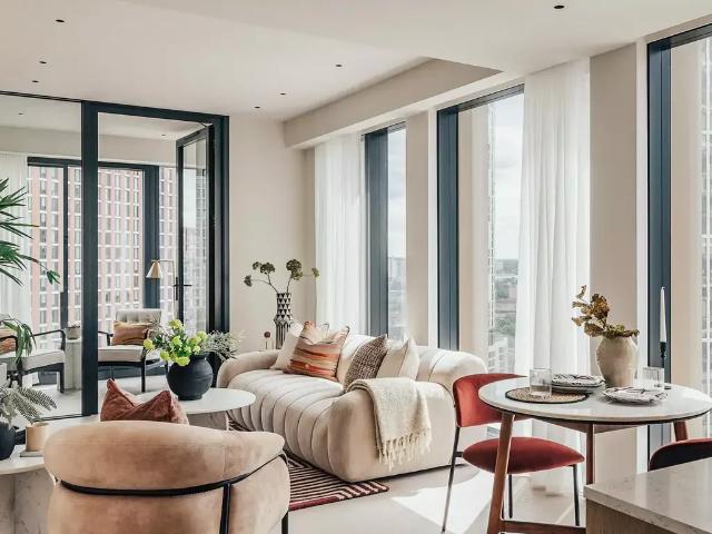 London SW8 1 bed flat to rent £5,200 pcm £1,200 pw
