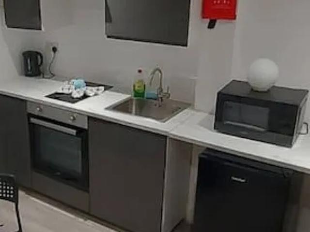 London, SW8 1AA, United Kingdom | Studio apartment for rent #165855834 | Rentberry