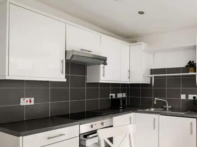 London, SW8 1HR, United Kingdom | 1 bed house for rent #165859418 | Rentberry