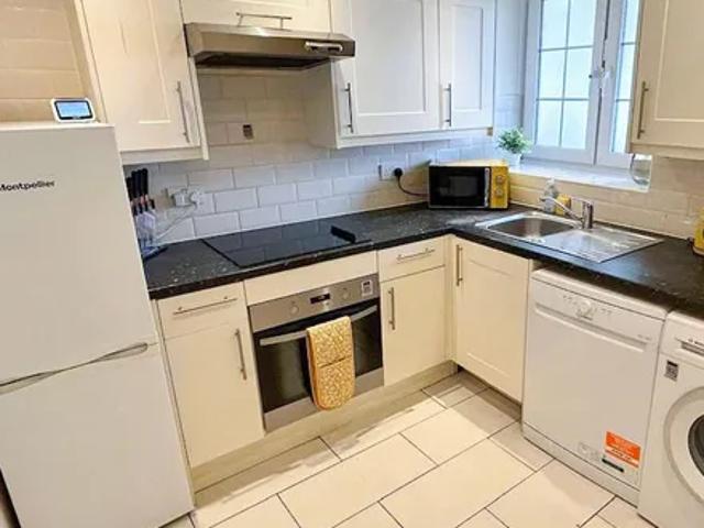 London, SW8 1NJ, United Kingdom | 2 bed house for rent #147875119 | Rentberry