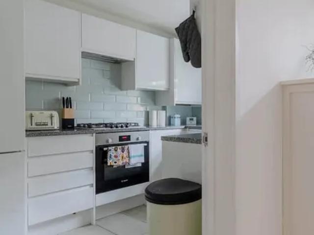 London, SW8 2TL, United Kingdom | 4 bed house for rent #147271358 | Rentberry