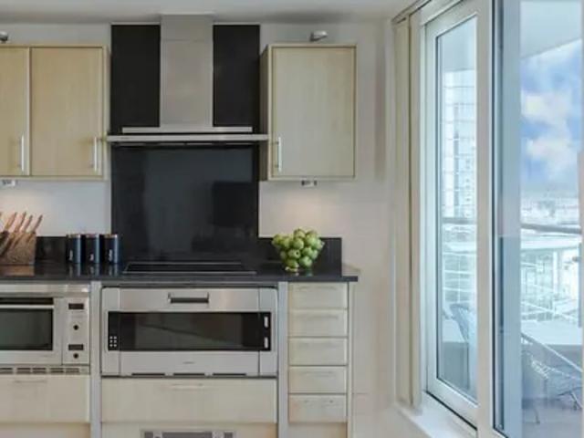 London, SW8 2LW, United Kingdom | 3 bed apartment for rent #138766926 | Rentberry