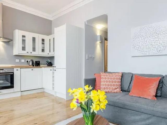 London, SW10 9DT, United Kingdom | 2 bed apartment for rent #97946054 | Rentberry