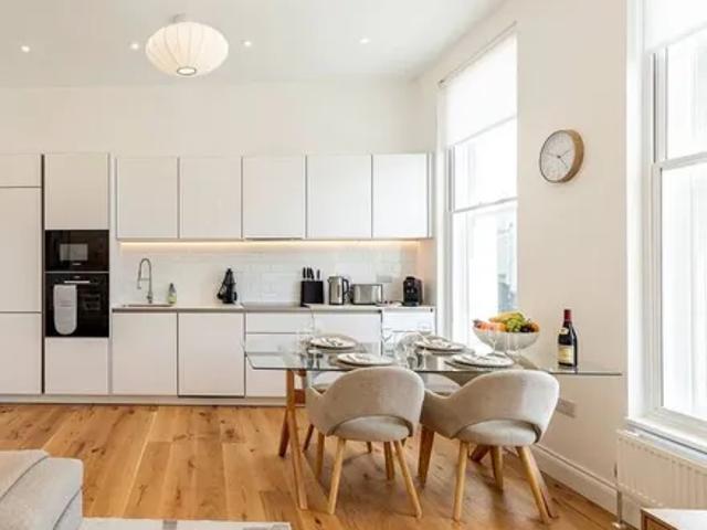 London, SW10 9ER, United Kingdom | 2 bed apartment for rent #147756436 | Rentberry