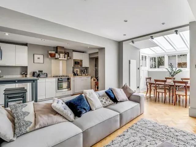 London, SW10 9EU, United Kingdom | 2 bed apartment for rent #165014365 | Rentberry
