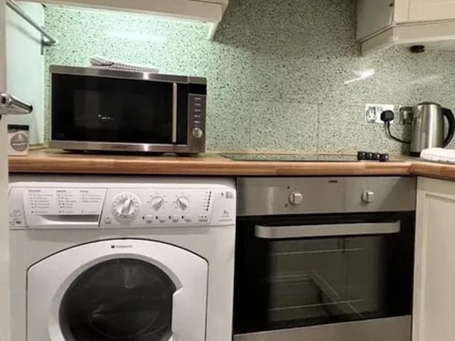 London, SW10 9HA, United Kingdom | 2 bed apartment for rent #122623397 | Rentberry